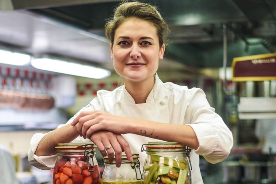 Jessica Préalpato désignée « meilleur chef pâtissier du monde 2019 ...